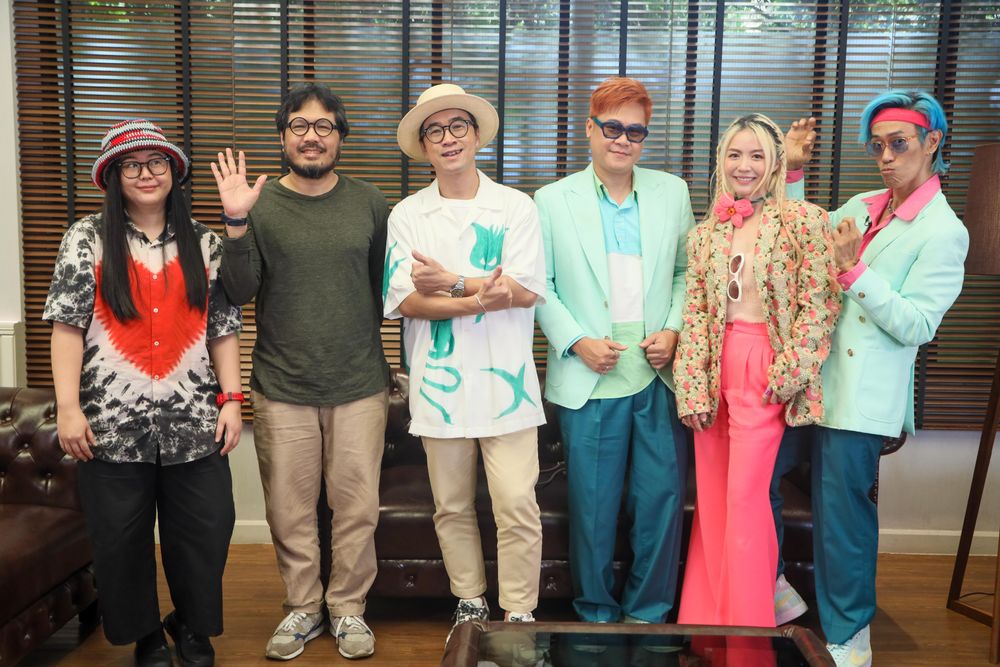 เพลงรักฉบับอินดี้ป็อปในแบบ “ละอองฟอง x Superbaker” | Thai PBS NOW