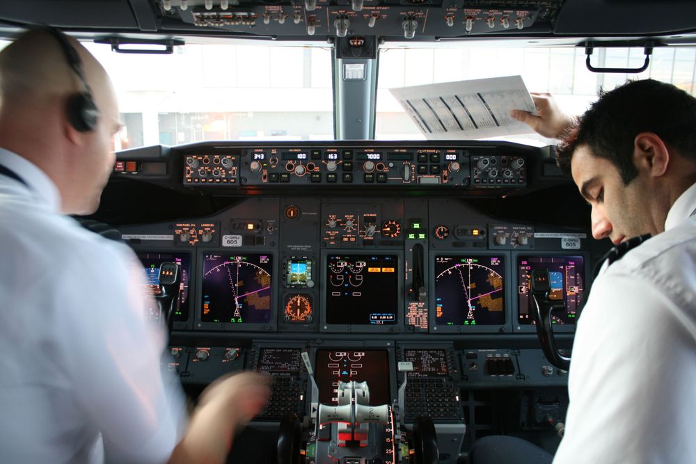 ระบบ Autopilot บนอากาศยาน มีระบบใดบ้าง และแต่ละระบบทำงานอย่างไร ...